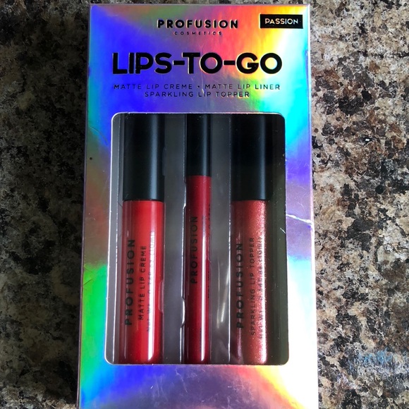 Profusion Cosmetics | Makeup | Lips To Go | Poshmark